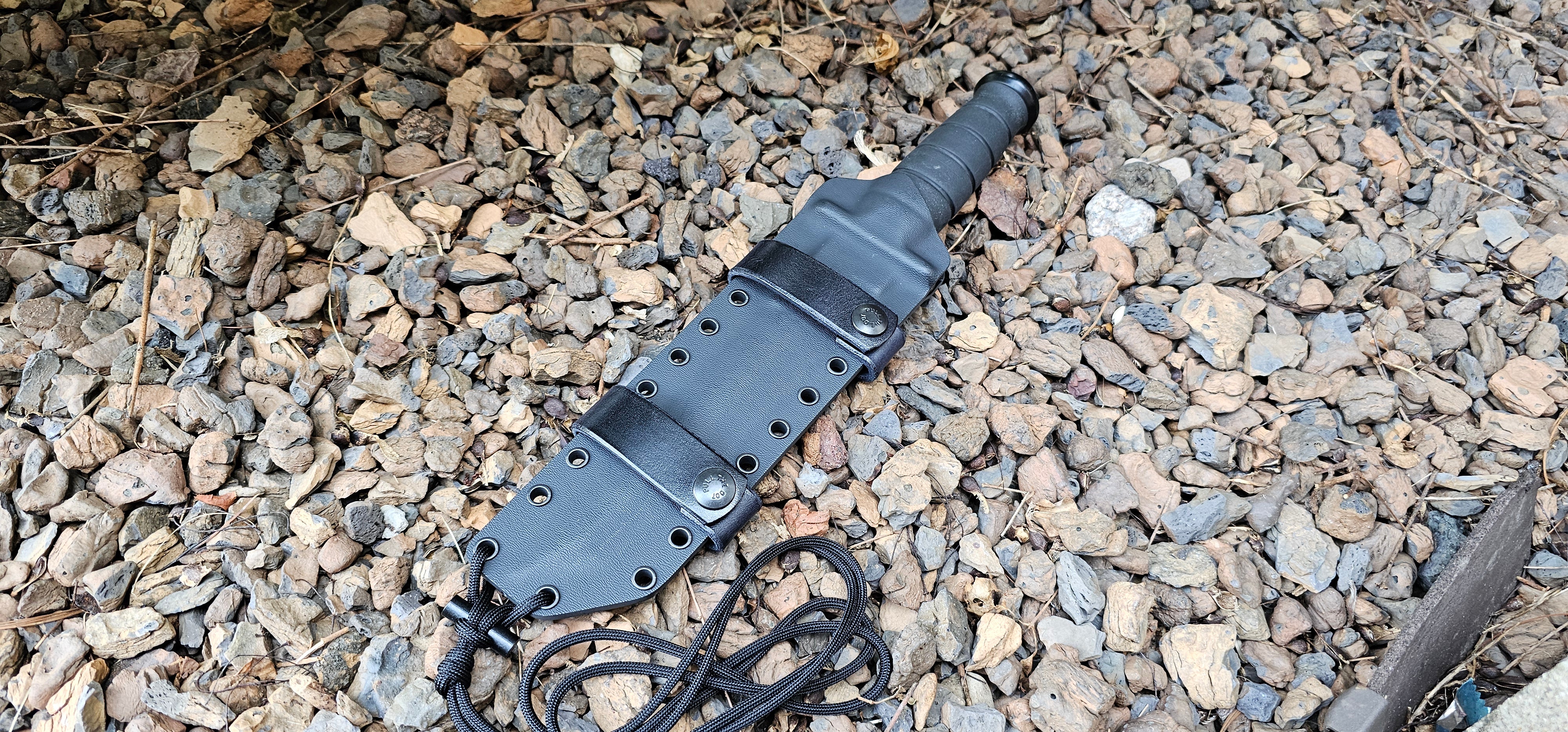 KA-BAR 1245 TANTO Fighting Custom Kydex Sheath,Mini Firesteel, 550 Mil